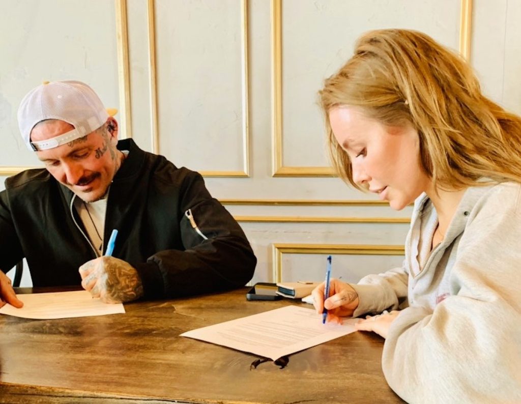 Invision Models Signs Nicole Aniston & Joseph Depp - Pulse Magazine